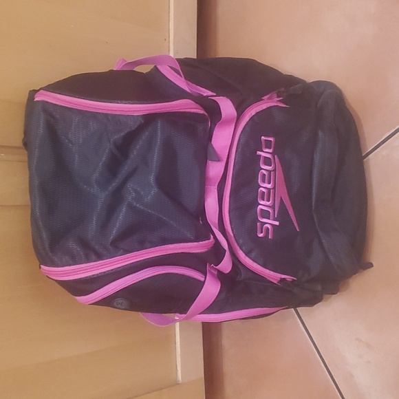 Speedo | Bags | Speedo Black Pink Swim Backpack | Poshmark